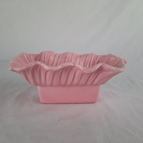 Miramar | Accents | Very Rare Vintage Pink Ruffled Planter Miramar Of ...